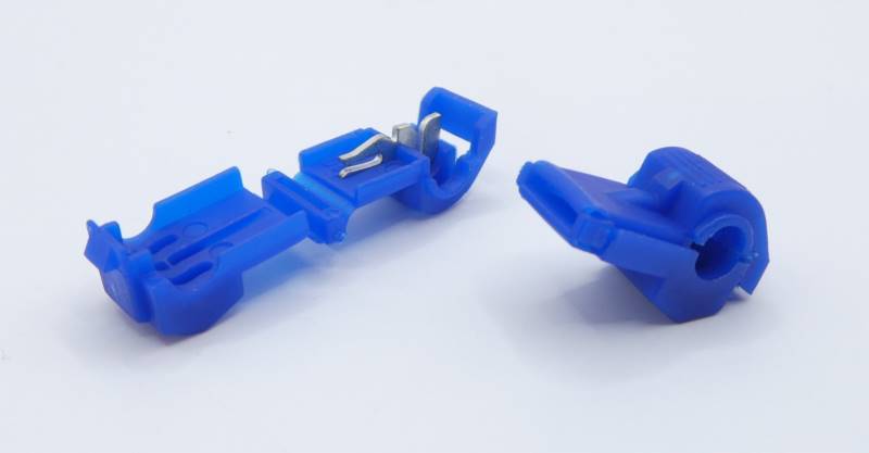 Tee-tap insulation displacement connectors