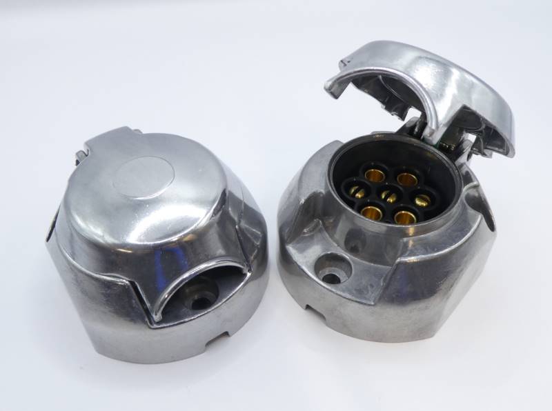 Sockets & Adapters | Ryder Towing Ltd